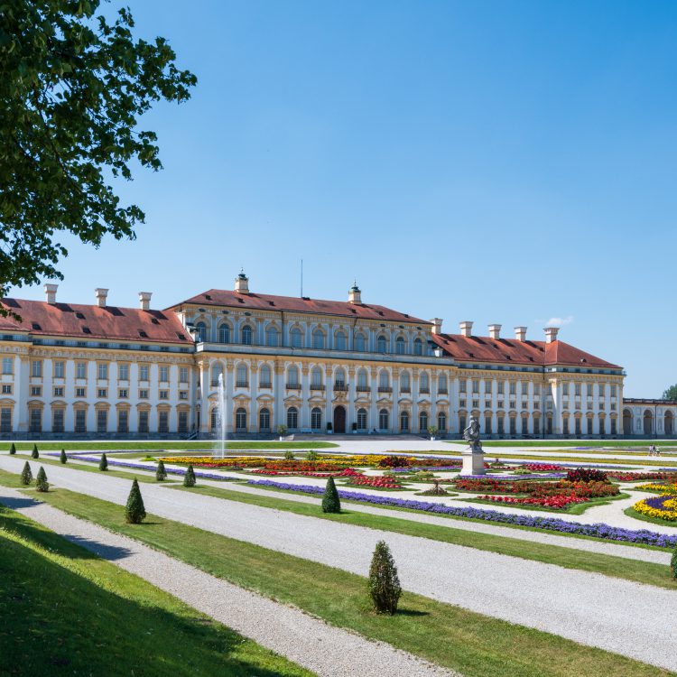 Schloss Rheinsberg erkunden - Schloss und Park in Bildern