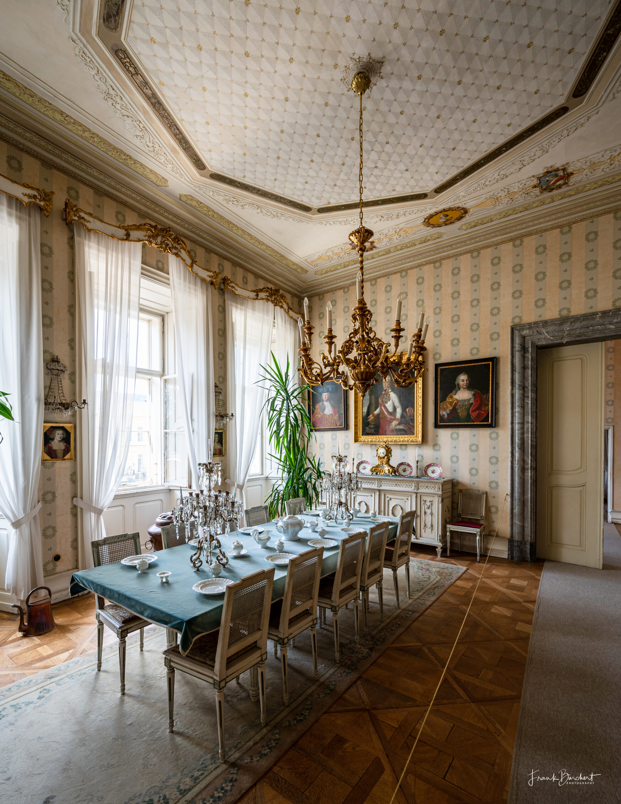 Schloss Ploschkowitz in Böhmen und der pensionierte Kaiser