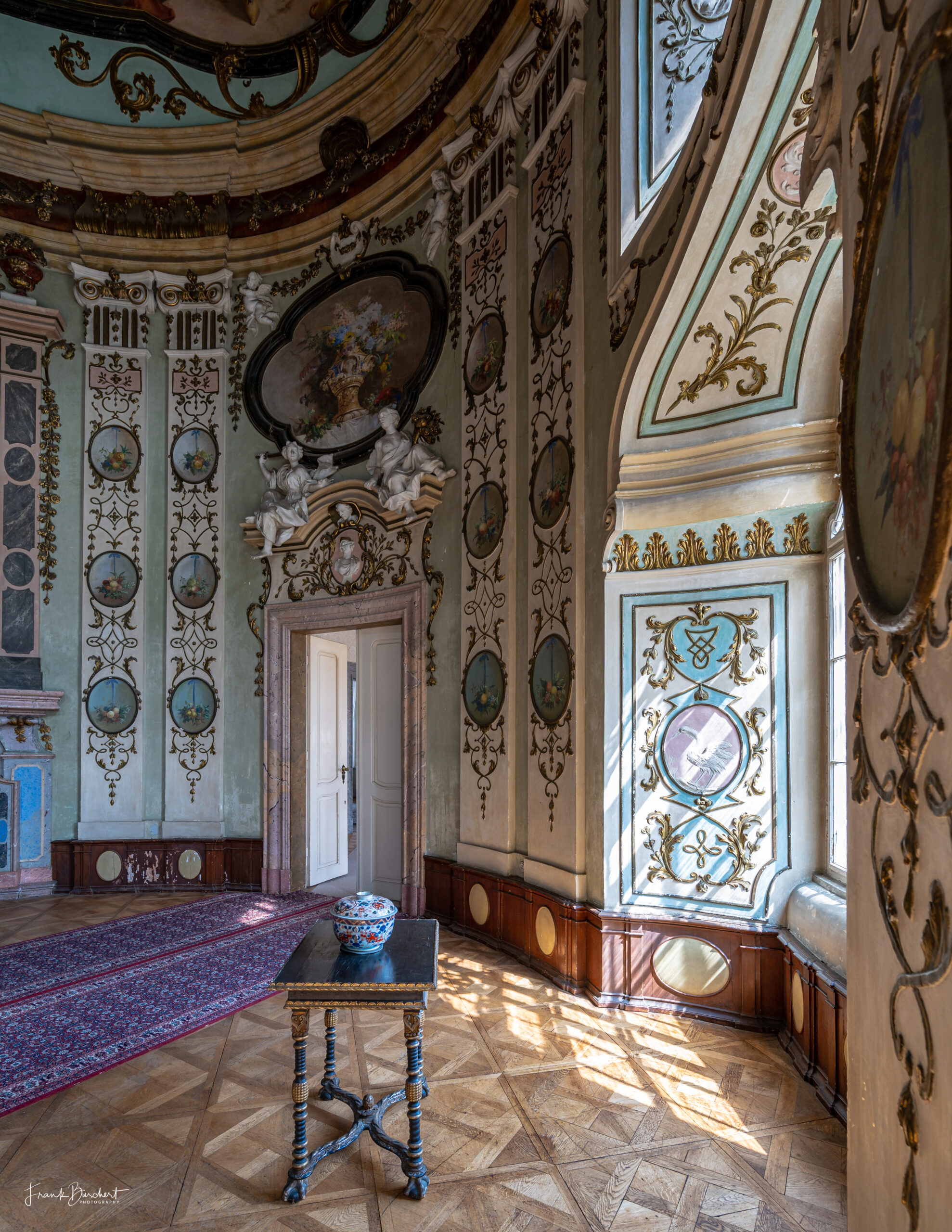 Schloss Ploschkowitz in Böhmen und der pensionierte Kaiser