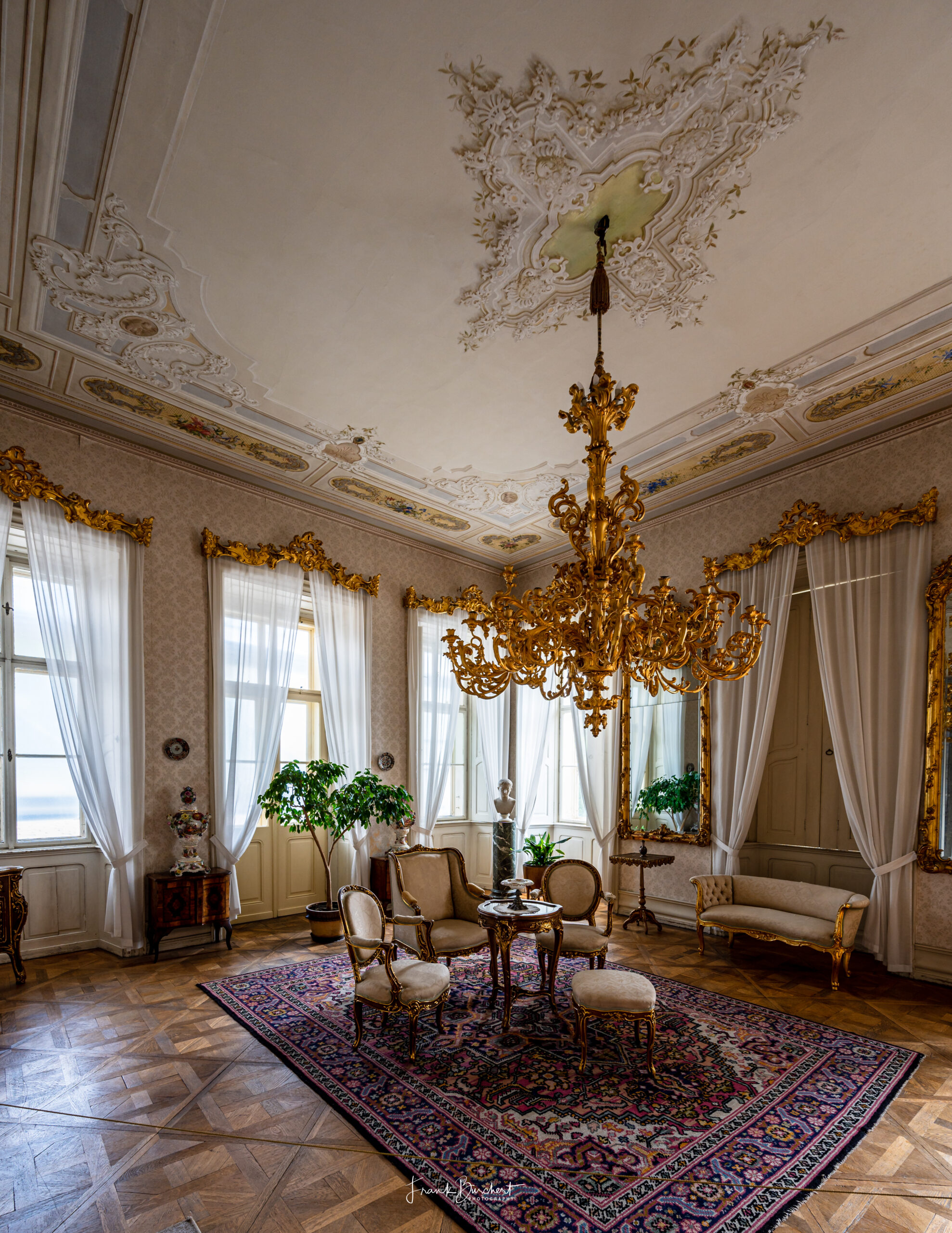 Schloss Ploschkowitz in Böhmen und der pensionierte Kaiser